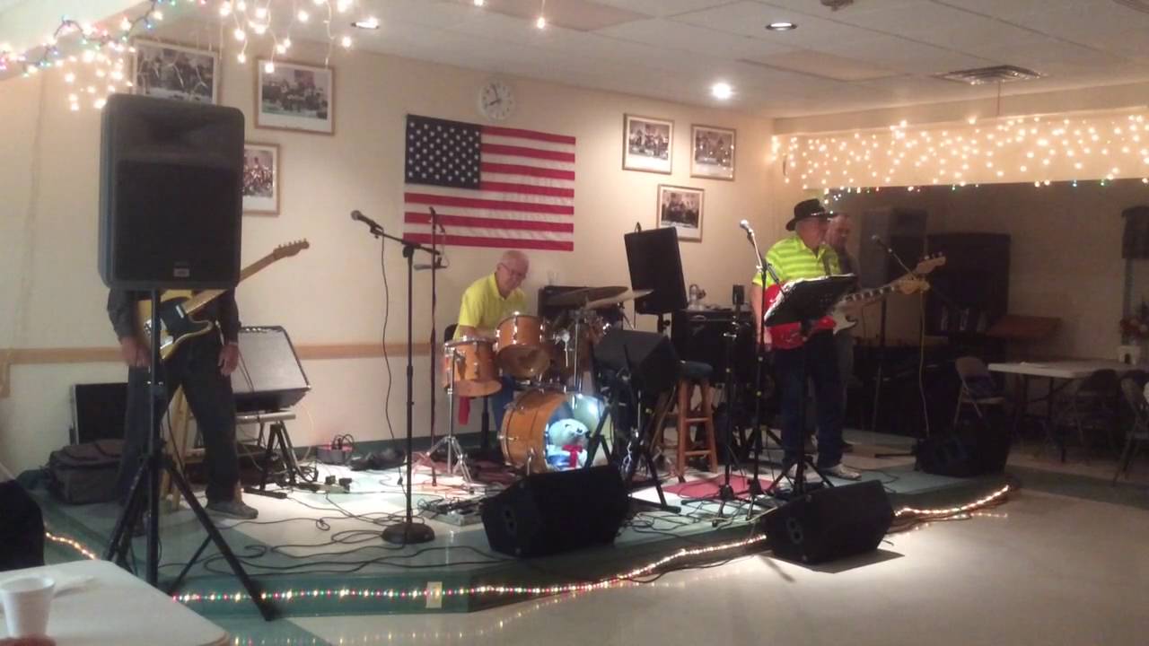 Merle Cox & The Good Time Band Preforming (Wipeout) - YouTube