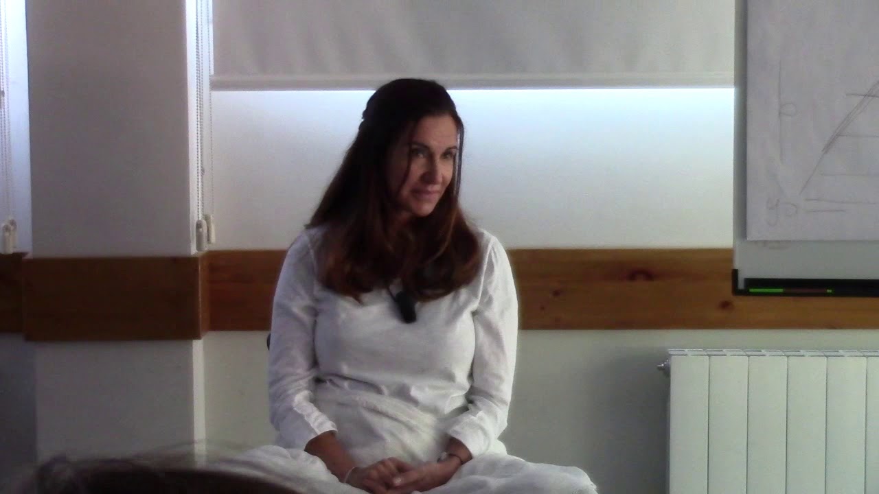 La mente despierta simplemente ama - Susana Ortiz - YouTube