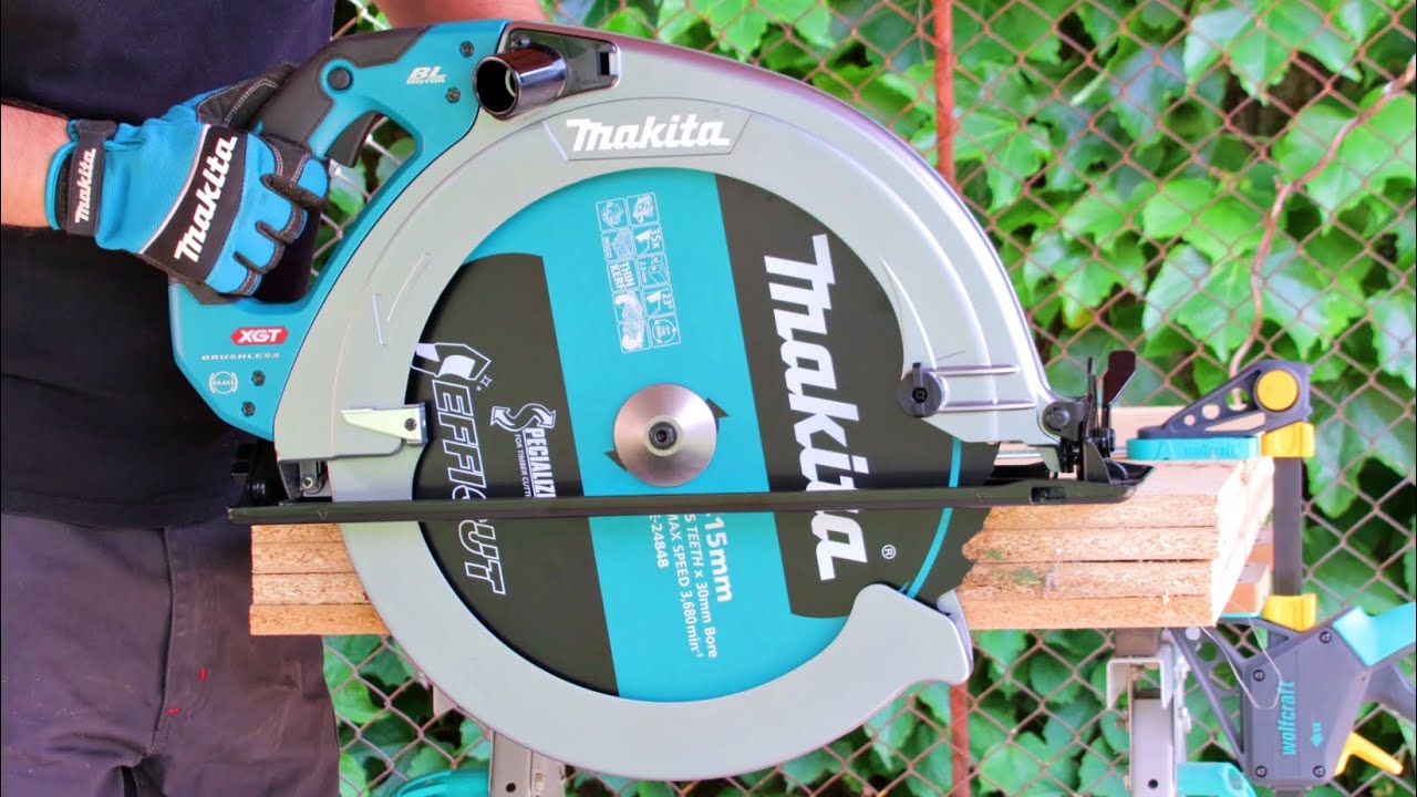 This is the world's largest cordless circular saw, Makita HS013G XGT ...