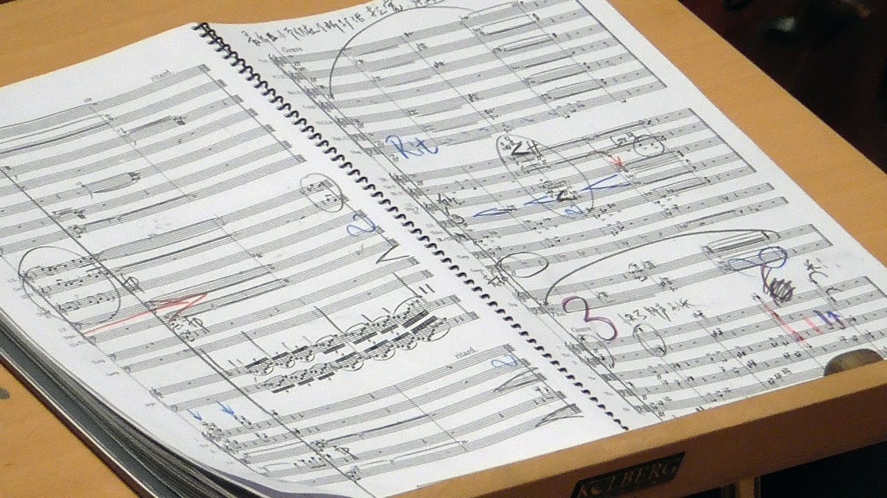 Sun Yifan conducts Kodály, Janáček, Berg and Liszt - YouTube