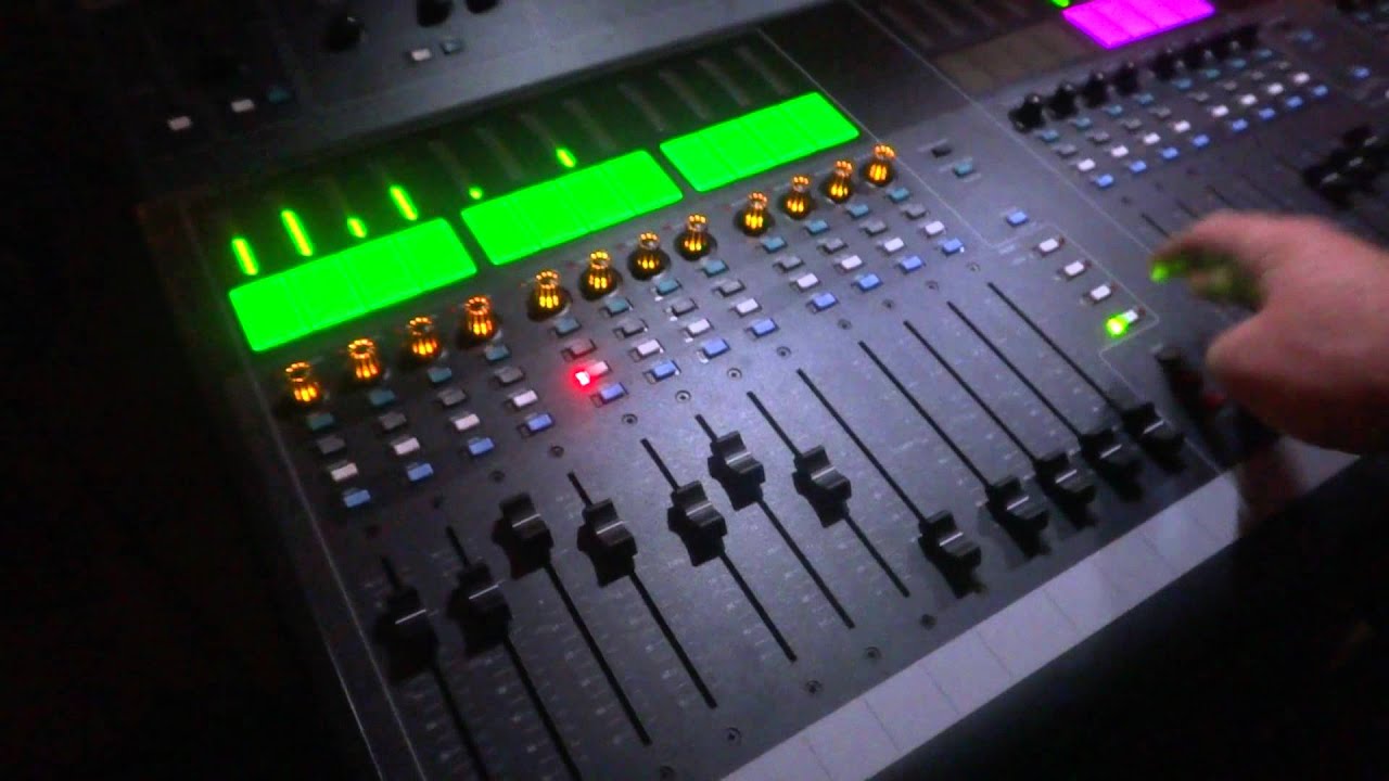 Allen & Heath iLive T112 Look - YouTube