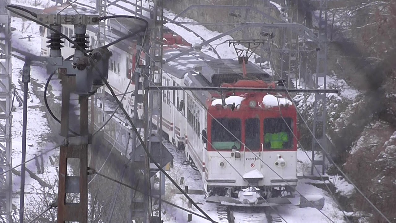 Renfe Cercanias - Serie 442 saliendo de Cercedilla - YouTube