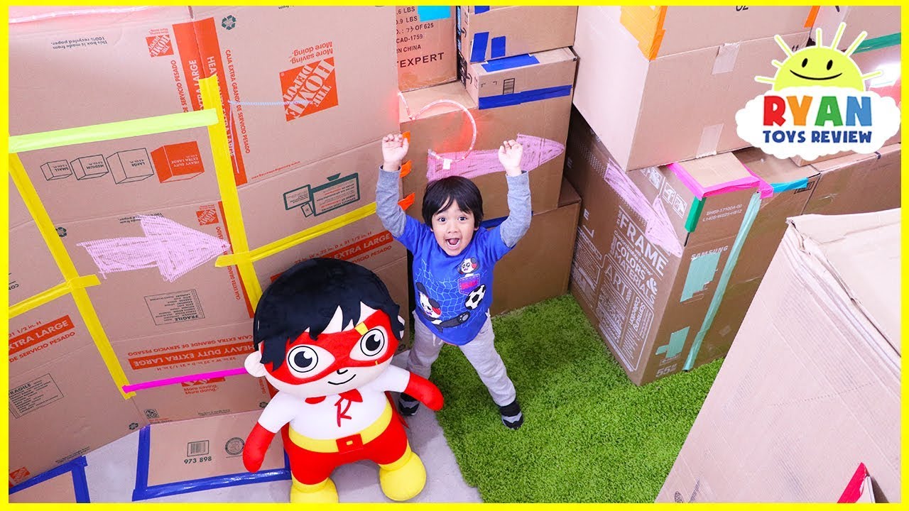 Giant Box Fort Maze Challenge!!! - YouTube
