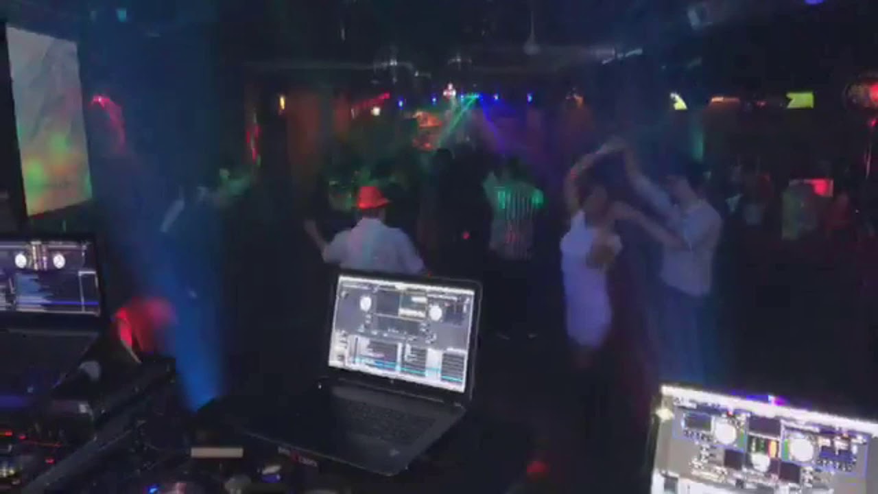 STUDIO 51 MEZCLANDO EN VIVO CHICAGO IL - YouTube