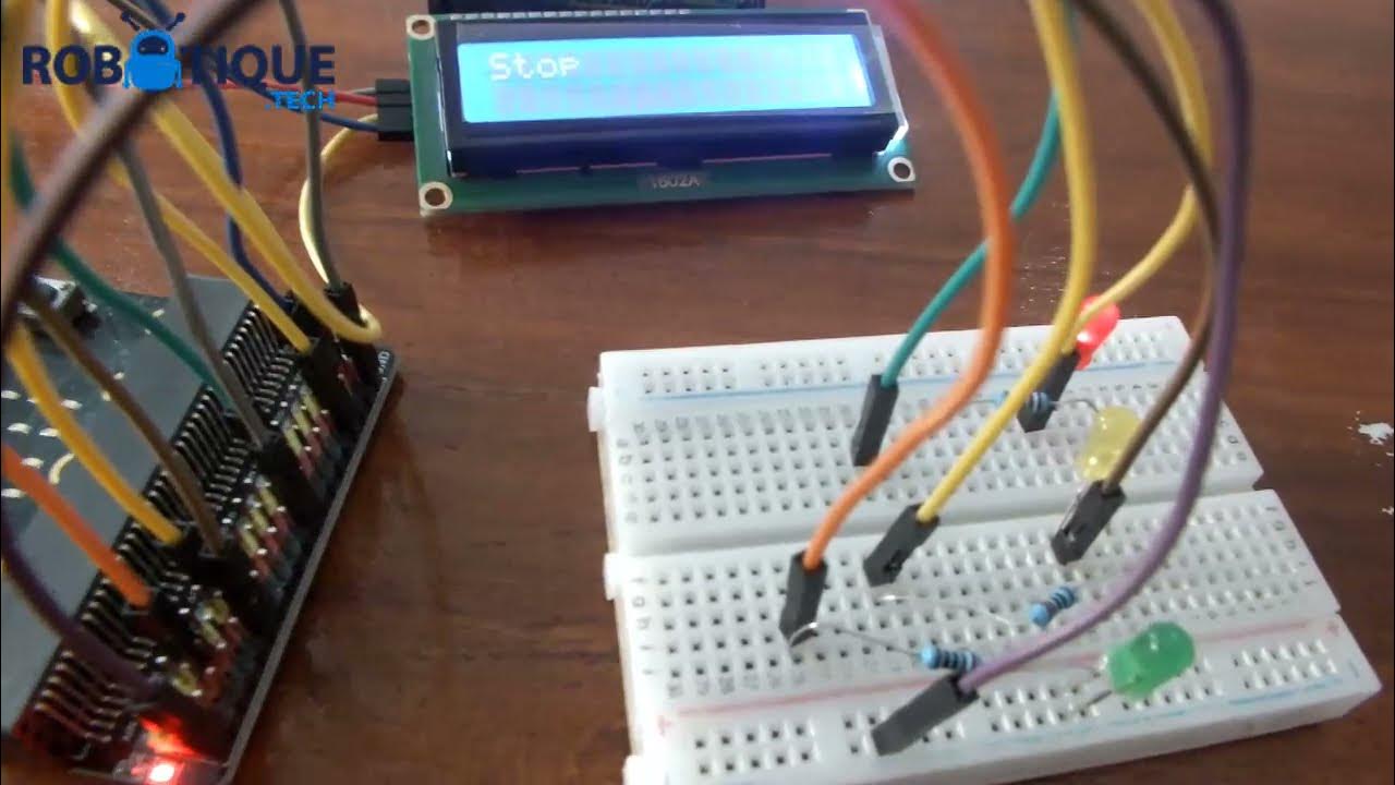 Traffic light with LCD display controlled by micro:bit - YouTube
