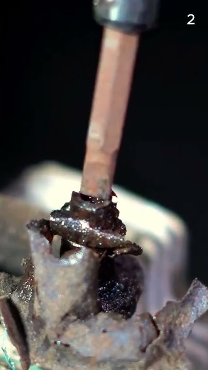 Cara yang cerdas melepas baut berkarat menggunakan teknik unik #shorts - YouTube