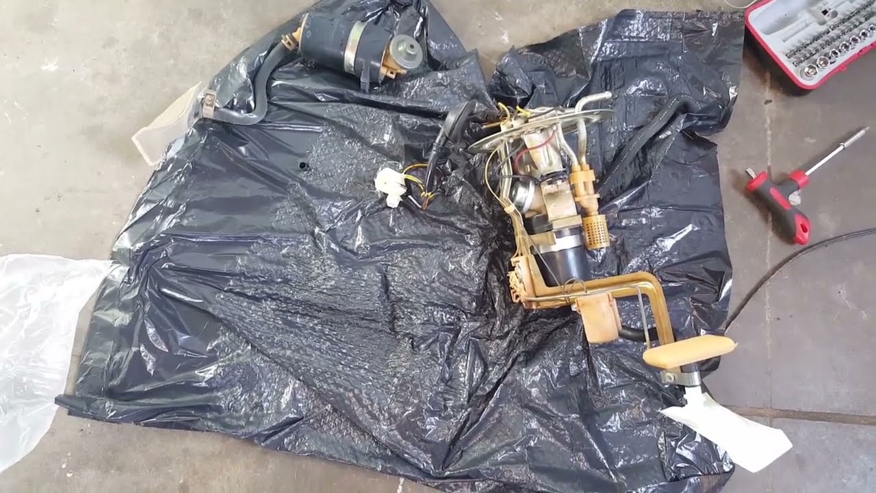 300ZX FUEL PUMP REPLACEMENT Z32 - YouTube