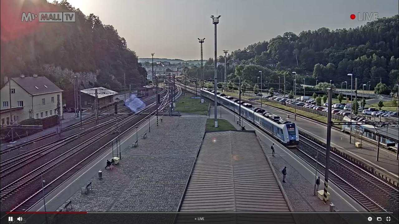 Hlášení A Vlaky Ústí Nad Orlicí Lokomotiva řady 742 Na Vlaku Os 95452
