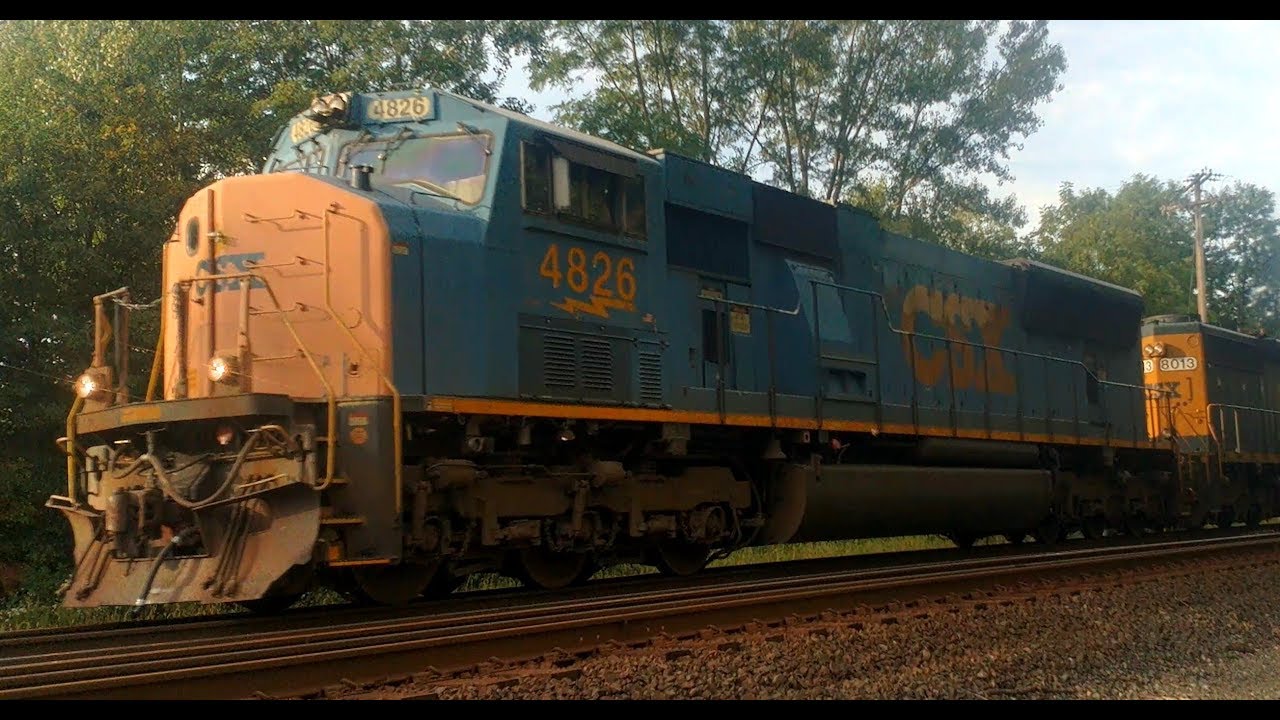 CSXT 4826, 8013, 405, & 8760 leading EB Autorack @ Silver Creek, NY - YouTube