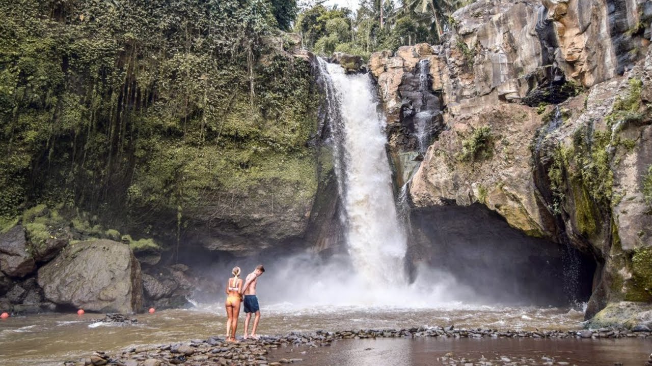 Tegenungan Waterfall, Favorite Waterfall of Foreign Tourists - YouTube