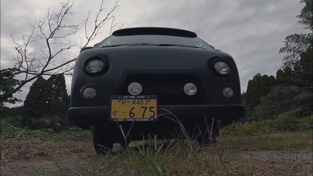 SUBARU サンバーバン スーパーチャージャー 5MT 4WD ゴトゴト悪路走行が可愛いだけの動画 - YouTube