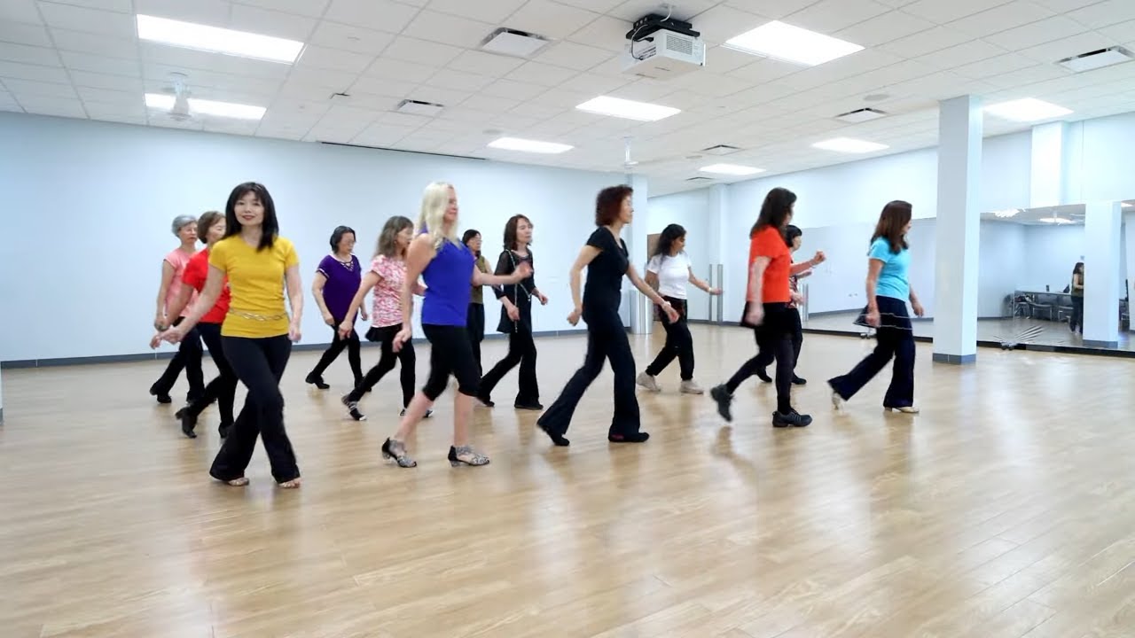 Latin List - Line Dance (Dance & Teach in English & 中文) - YouTube