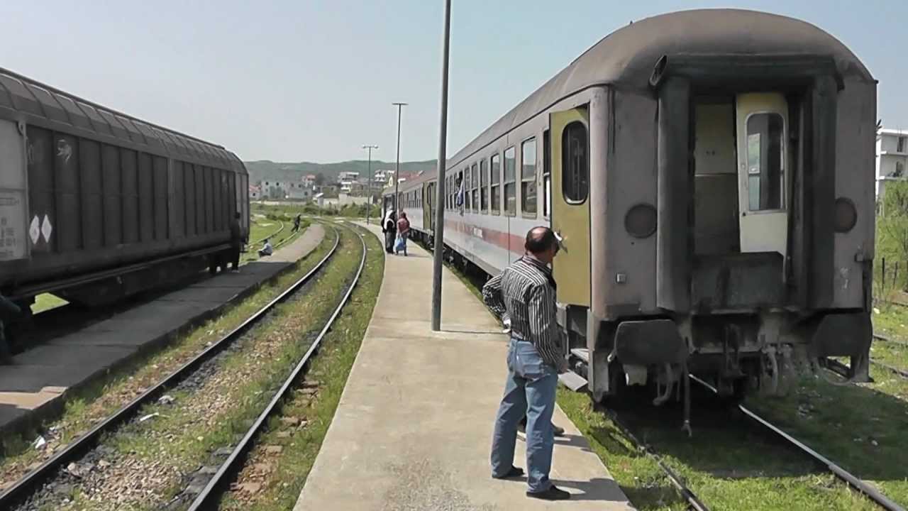 HSH T669 1051 with train to Shkoder in Vore station Albania - YouTube