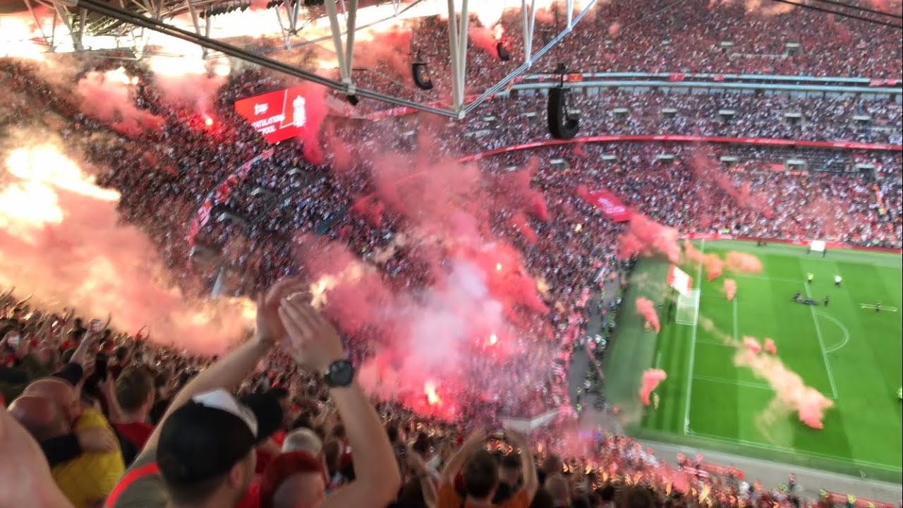 FULL TIME PYRO. Liverpool FC vs Chelsea FC Fa cup final. Amazing ...