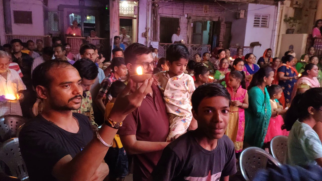 KHAMBHAT DEVANI POL GANAPATI MAHA AARTI - YouTube