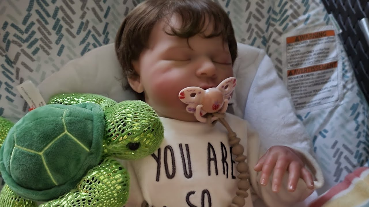 Reborn baby Jamie's bedtime routine - YouTube