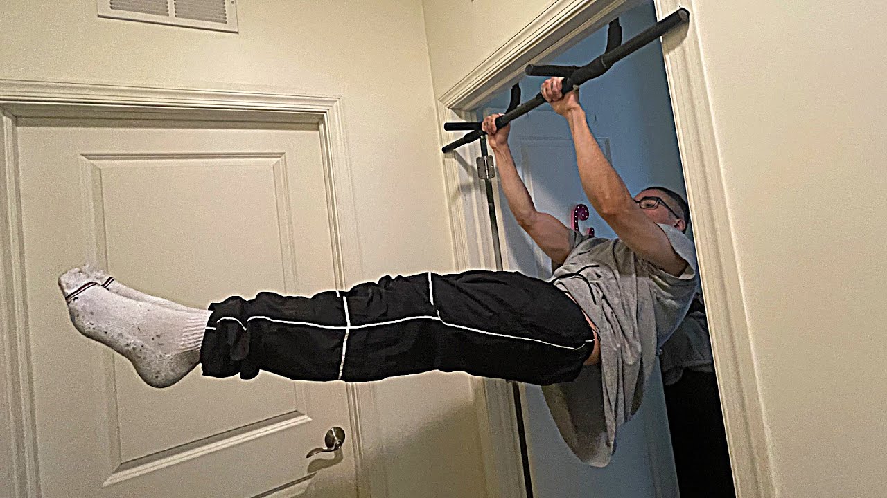 HOW TO PERFORM A FRONT LEVER - YouTube