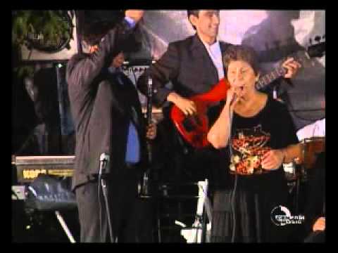 ΔΕΝ ΜΠΟΡΩ ΜΑΝΟΥΛΑ Μ' - YouTube