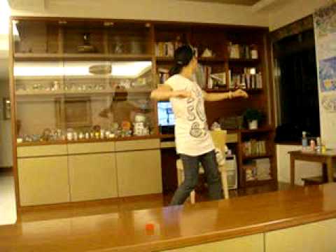 Hot Taiwan Girl dancing show-2