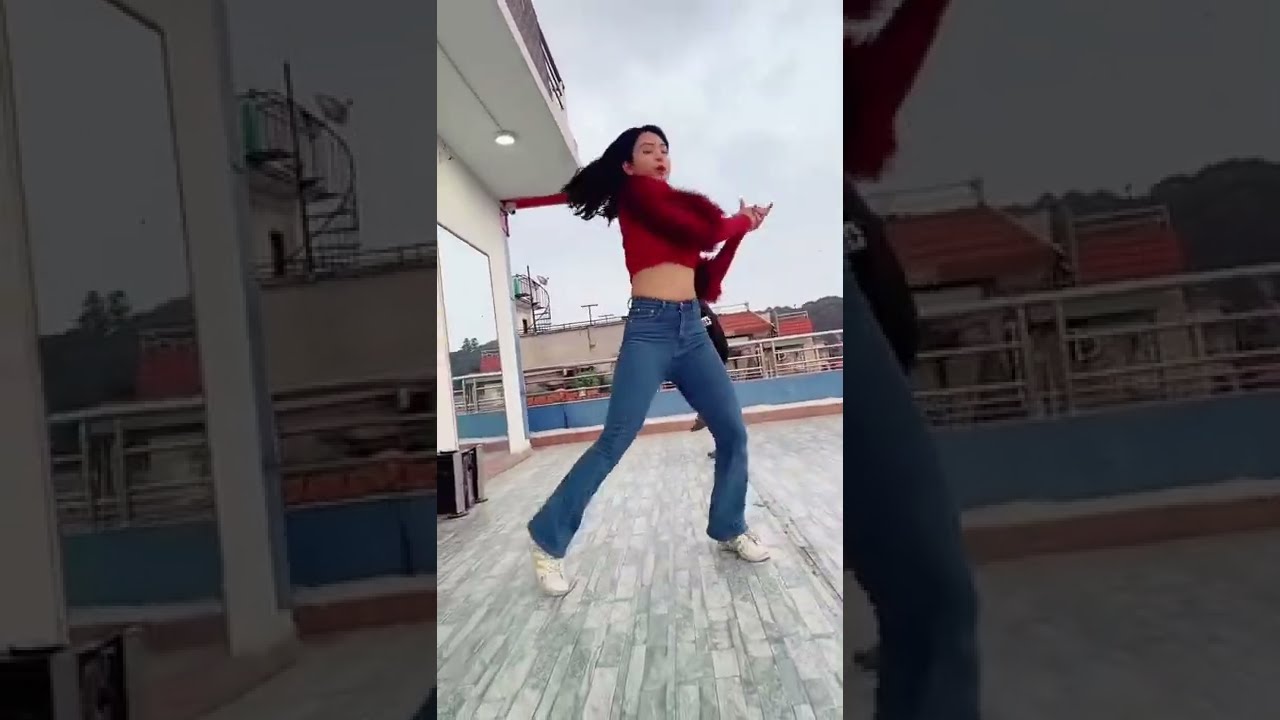 Salko Duna Salaiko Tapari Hritika shrestha Nepali Song Halka Ramailo New Lok Dohori Sakkigoni# ...