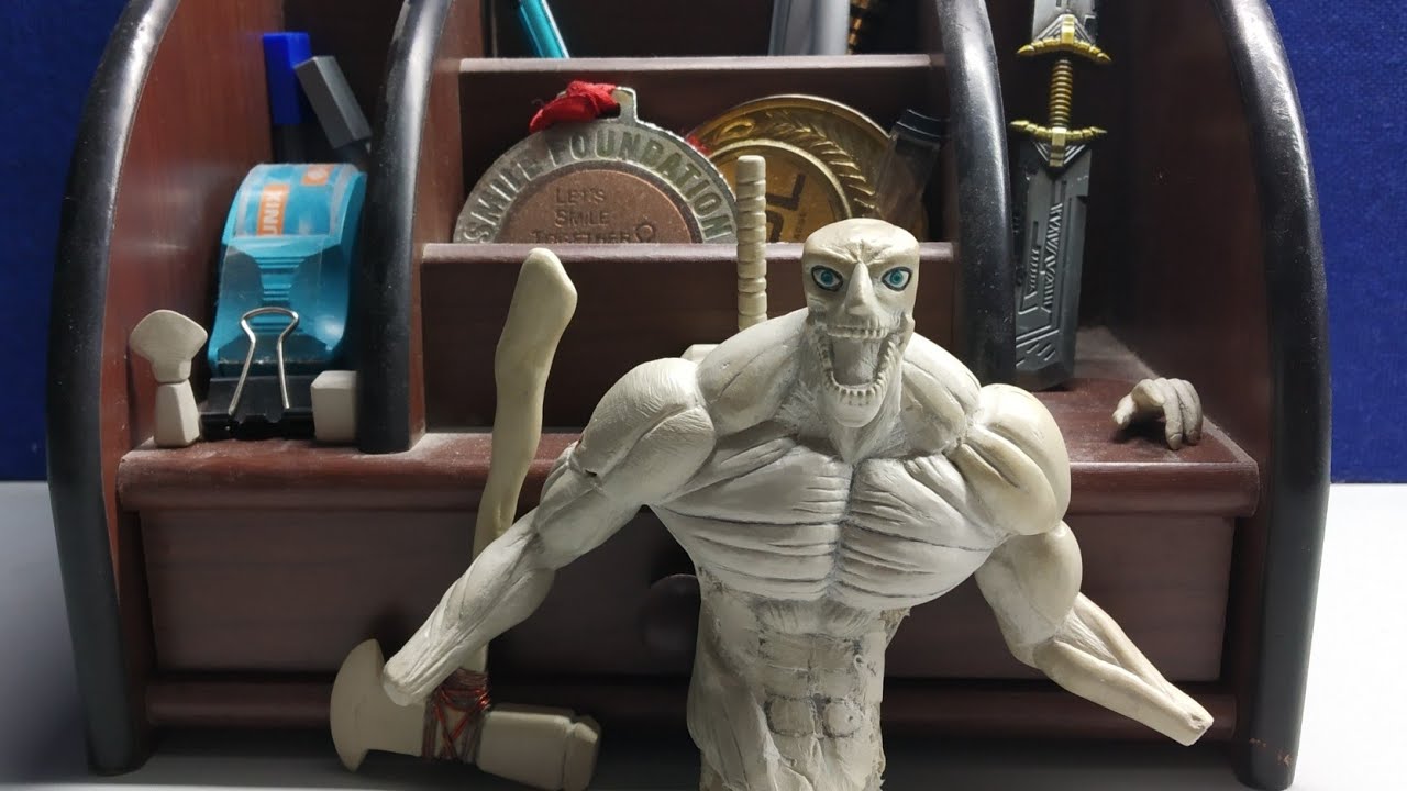Eren Titan : Sculpting Chest Muscles (Attack On Titan) - YouTube