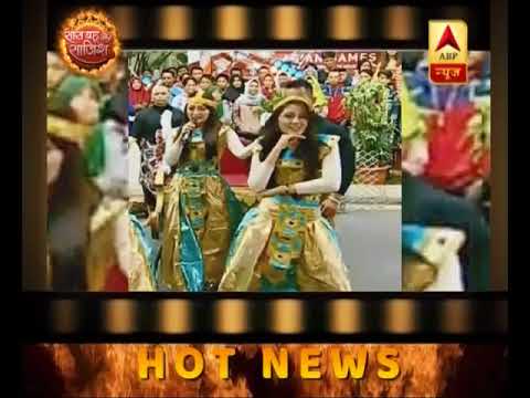 Sriti Jha and Shabbir Ahluwalia appear in all Indonesian color during a cultural event