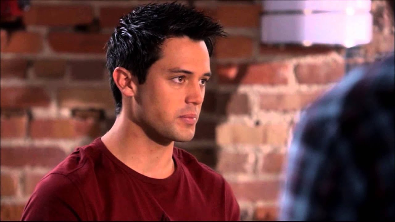 [HD ]One Tree Hill Chase & Chris "Und Chuck hat gelogen?" - YouTube