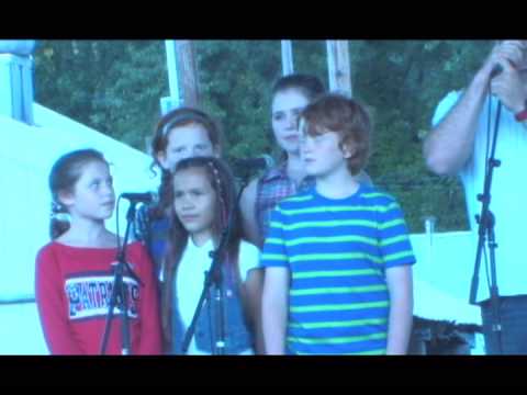 26 angels Song live. SANDY HOOK VIDEO TRIBUTE - YouTube