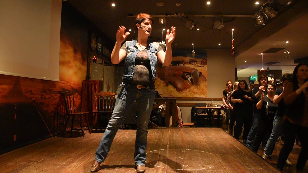 Strait to the Bar line dance - YouTube