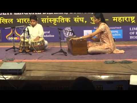 Aniket Raju Khatokar playing tabla, at ABSS Pune - YouTube