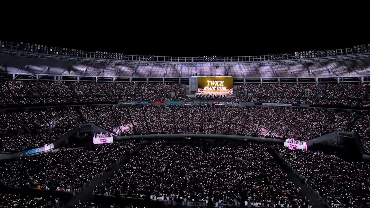 TWICE [ HARE HARE ] @Ajinomoto Stadium JAPAN #twice_5th_world_tour # ...