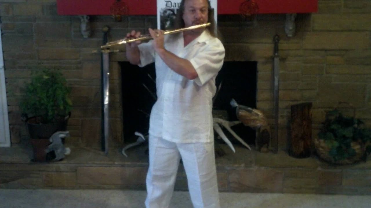 DANIEL TULL PLAYS "FLIGHT OF THE BUMBLEBEE!" - YouTube