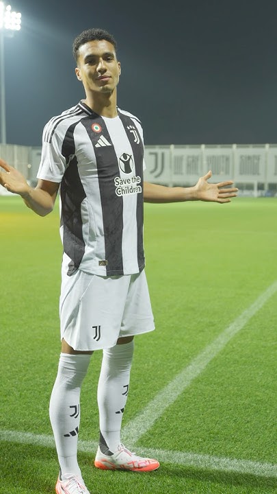 Alberto Costa is Bianconero! 🤍🖤 #newplayer #transition #juventus - YouTube