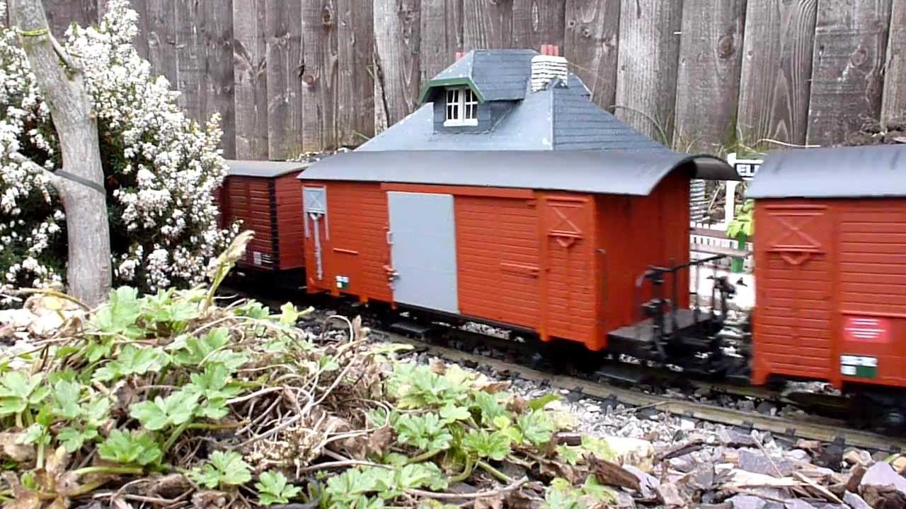 Roundhouse Fowler Elmtree Line - YouTube