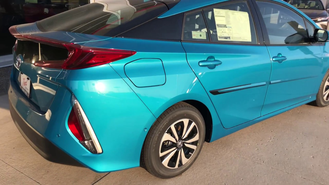 2018 Toyota Prius Prime Advanced - YouTube