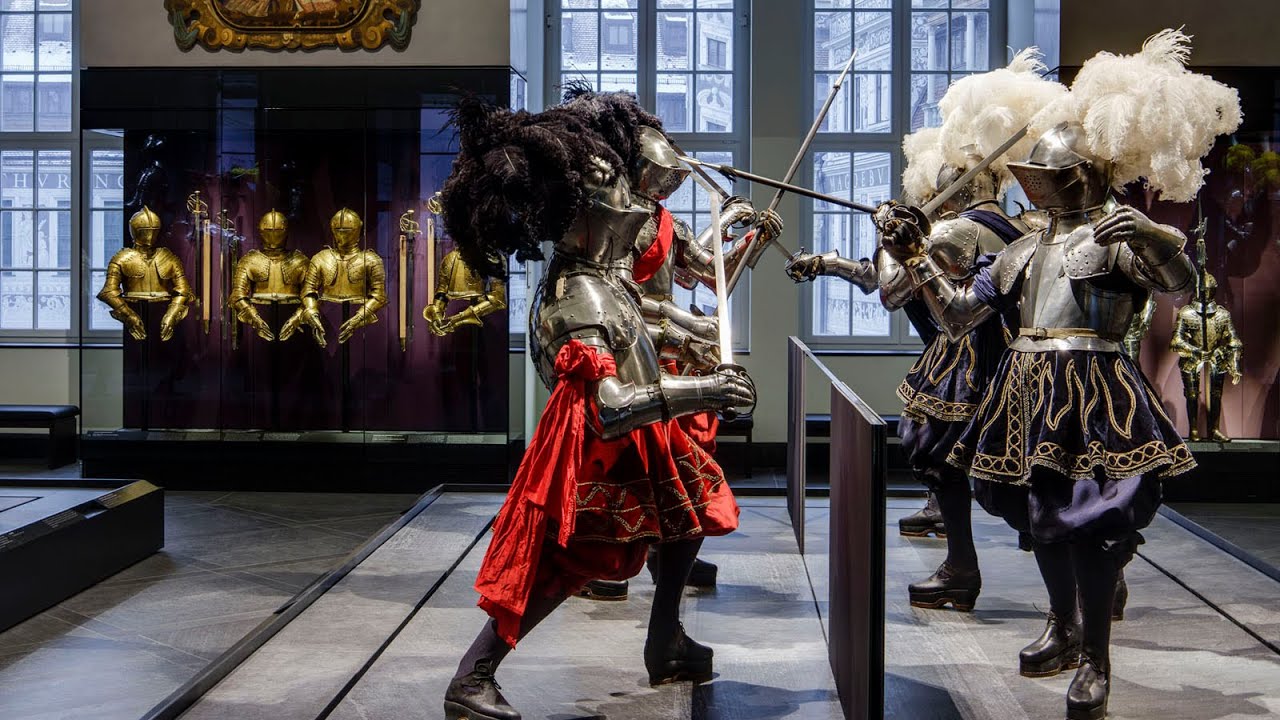 Eine der kostbarsten Prunkwaffen- und Kostümsammlungen: Die Rüstkammer ...