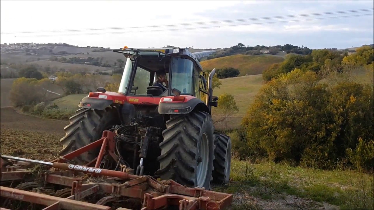 massey ferguson 8240 + estirpatore gherardi - YouTube