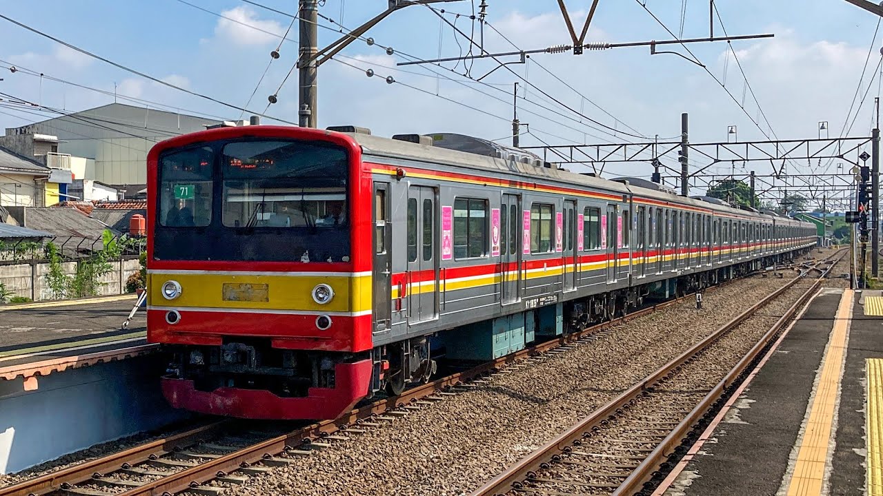 Kompilasi KRL Commuter Line di Stasiun Depok Terbaru! JR 205 Musashino ...