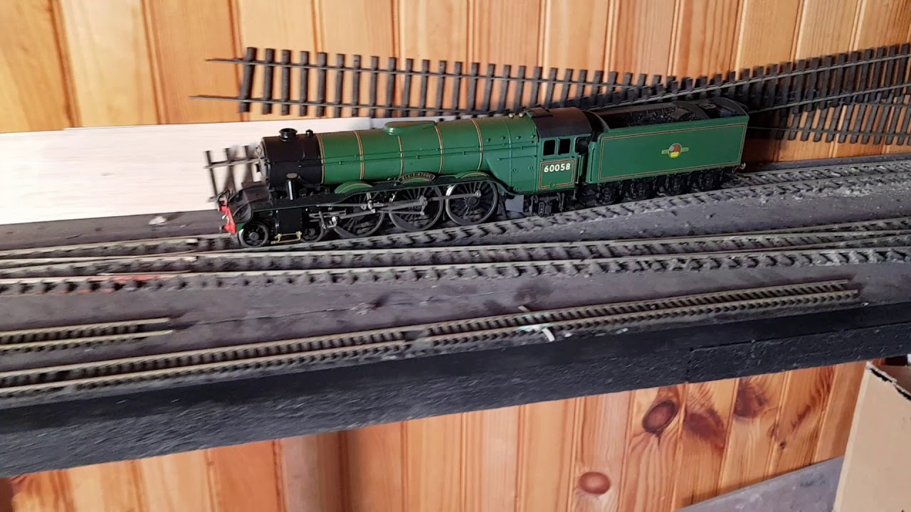 O gauge a3 locomotive - YouTube