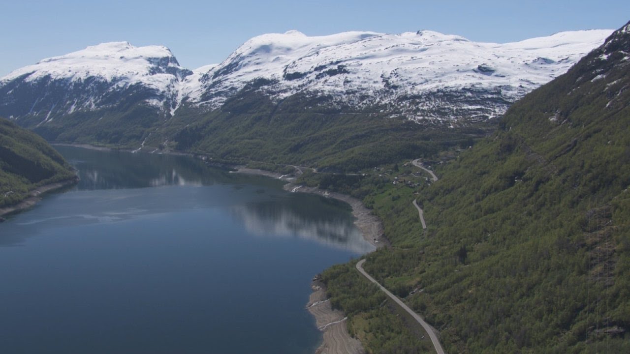 Røldal, Røldalsvatnet, Kvitenuten, skiing in summer - Flying Over ...