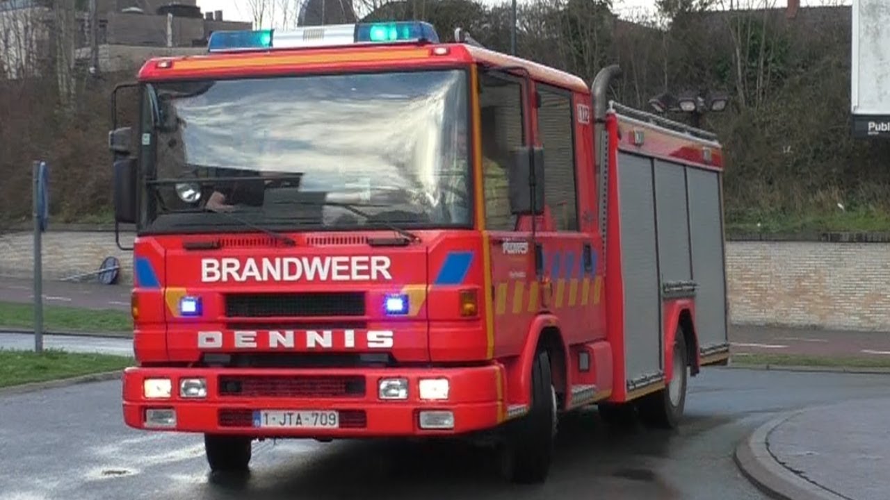[Uniek] Dennis Rapier Autopomp brandweer Roeselare met spoed naar een ...