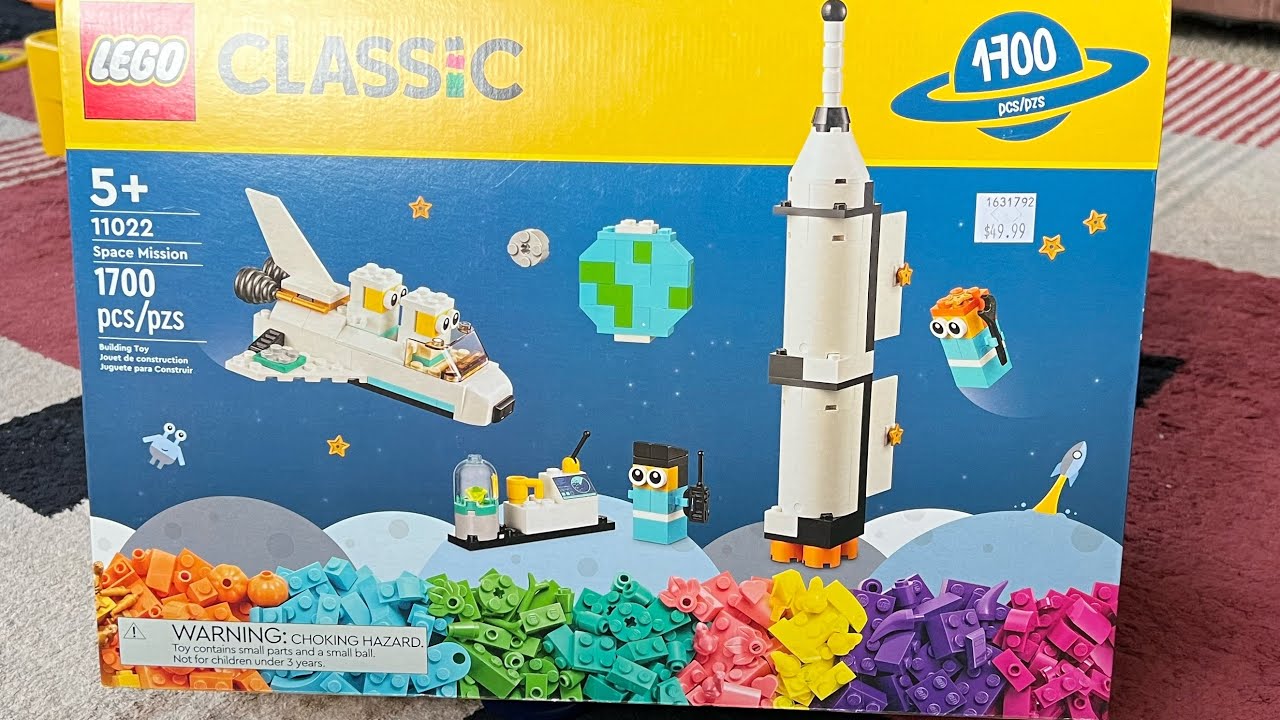 Lego classic 1700 pieces set unboxing and building - YouTube