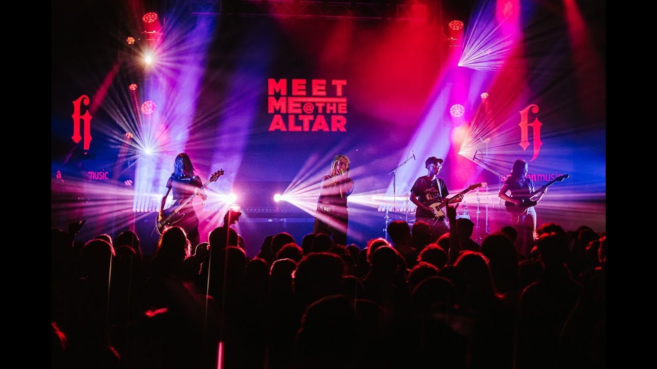 Meet Me @ The Altar - Hit Like A Girl (Live at the Heavy Music Awards ...