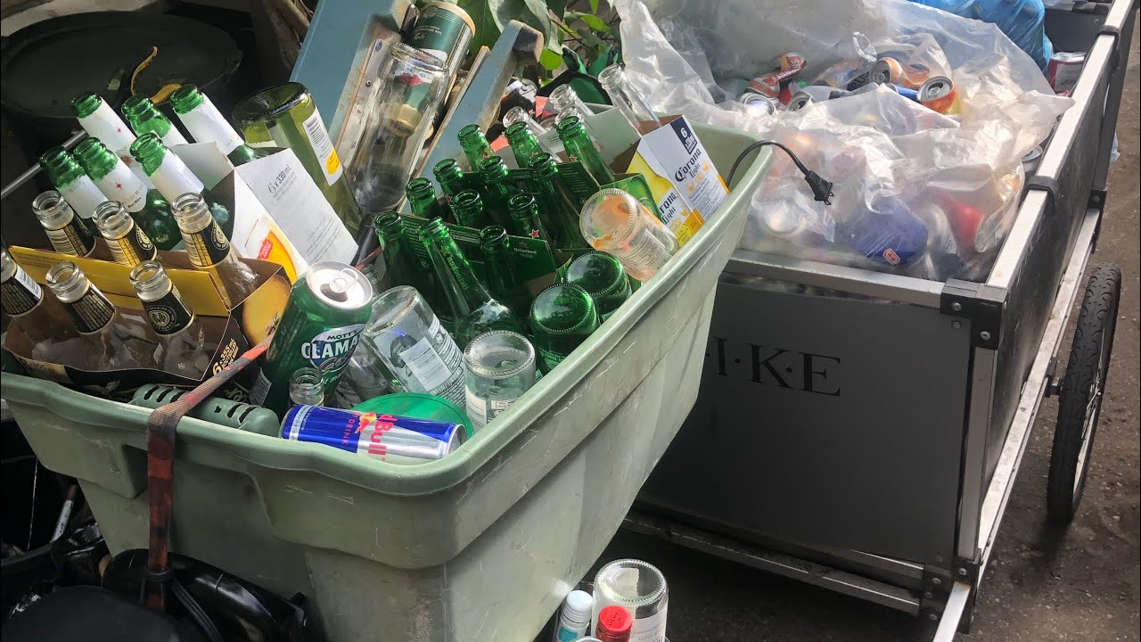 Thursday Morning Bottle picking , lots and lots of empties - YouTube