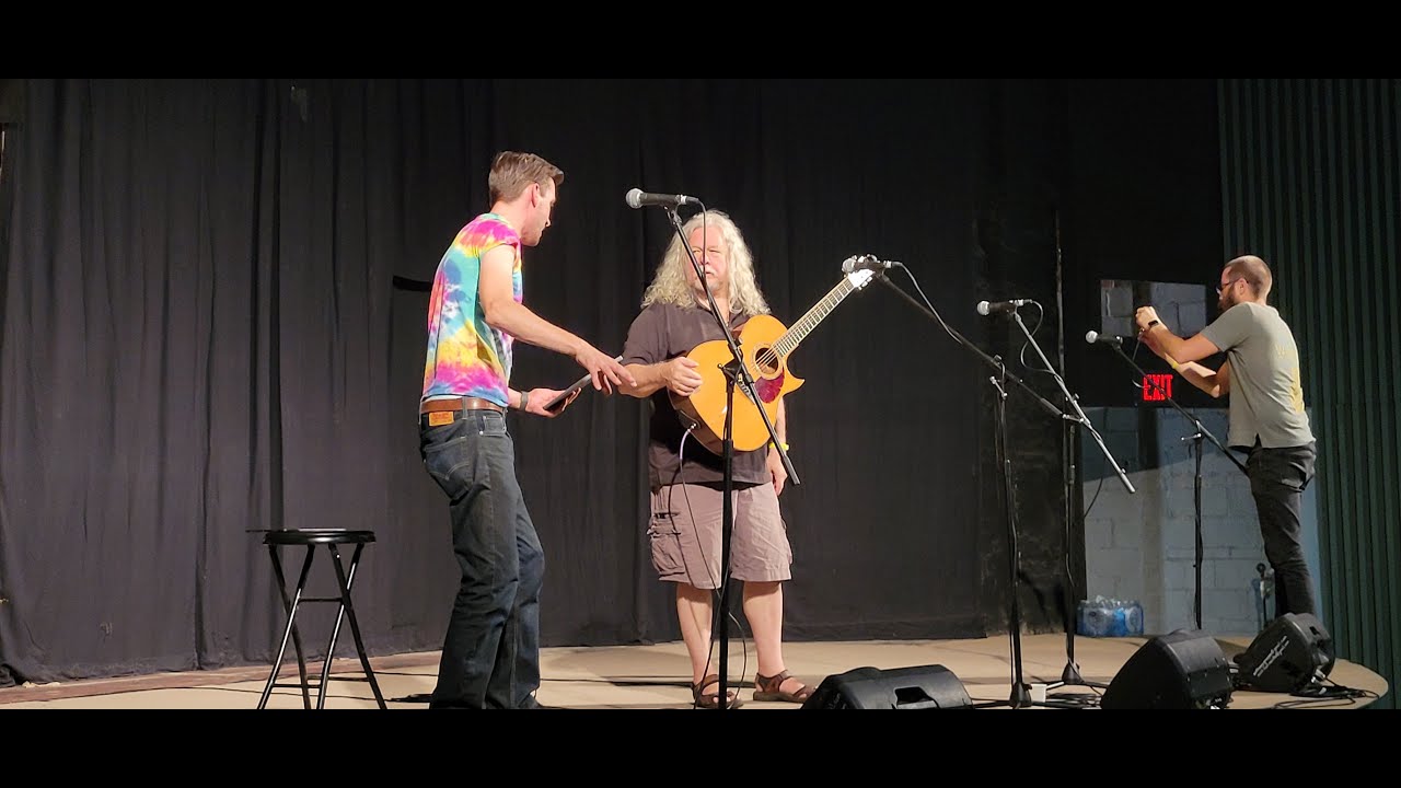 Brian Henke plays Mini MusicFest - YouTube