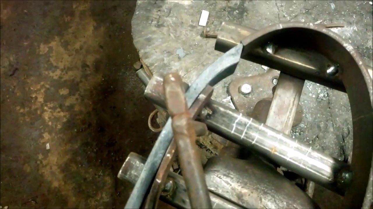 Art Nouveau ironwork - YouTube