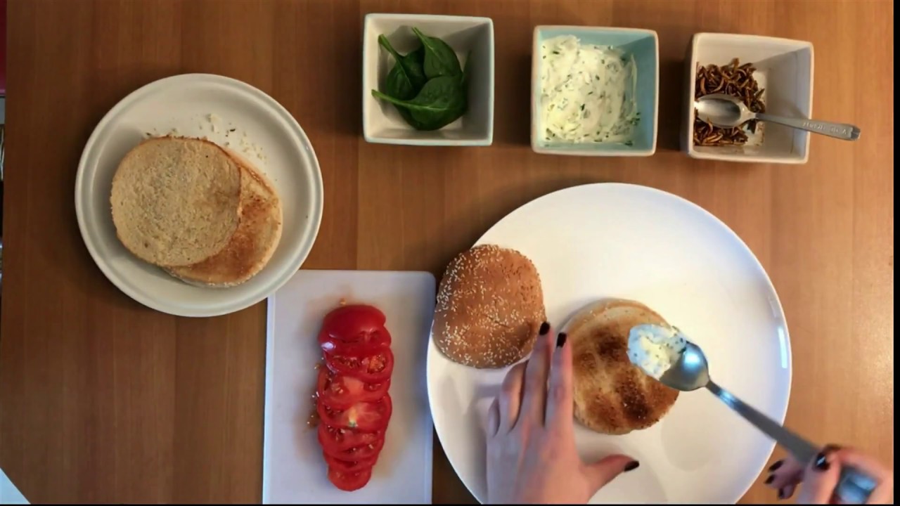 How to make an aperitive sandwich with insects 🐛 - YouTube