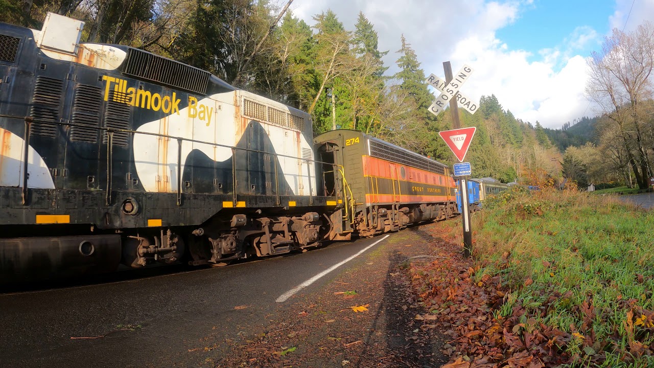 Fall Splendor Excursion, video 16, 5k 30fps 2880p30 - YouTube