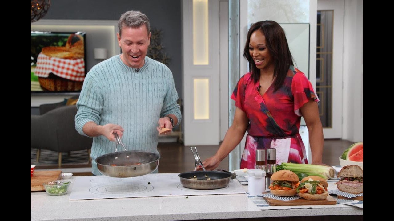 Chef Ricardo's sautéed shrimp sandwiches - YouTube