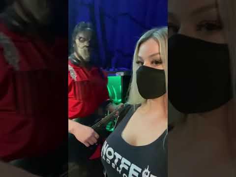 Mick Thomson death stare